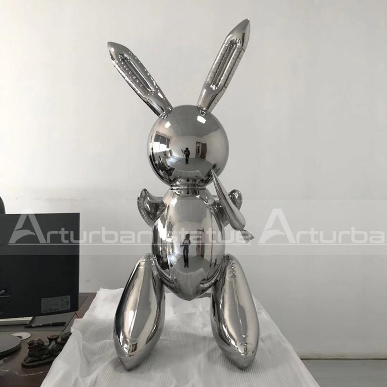 Balloon Rabbit Sculpture Replica