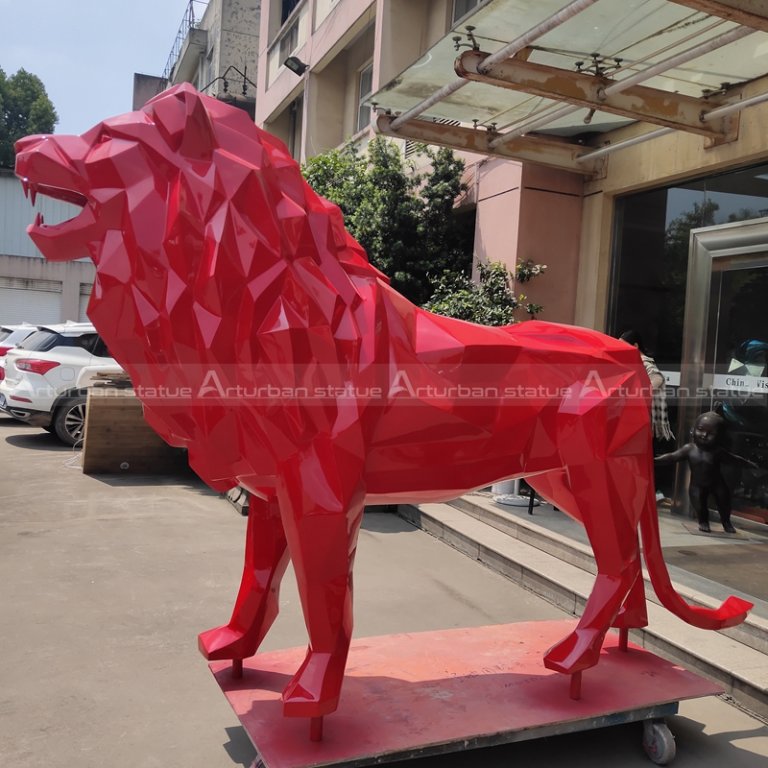 Resin Lion Statue, Red Lion Geometry Sculpture