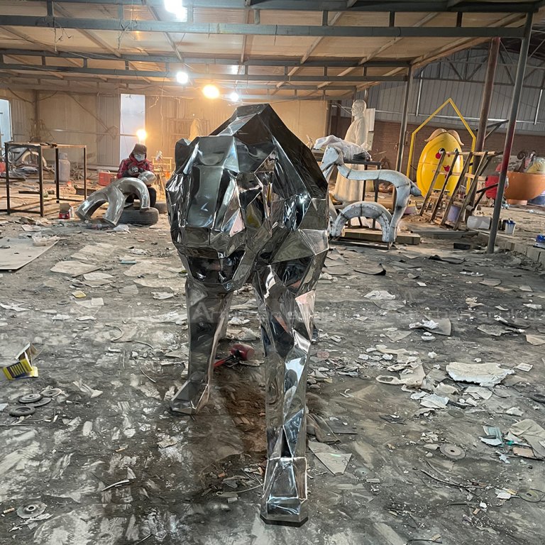 Metal Leopard Statue