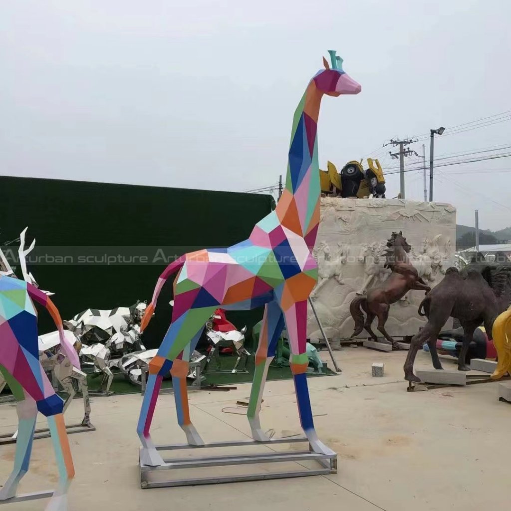 Decorative Giraffe Statues