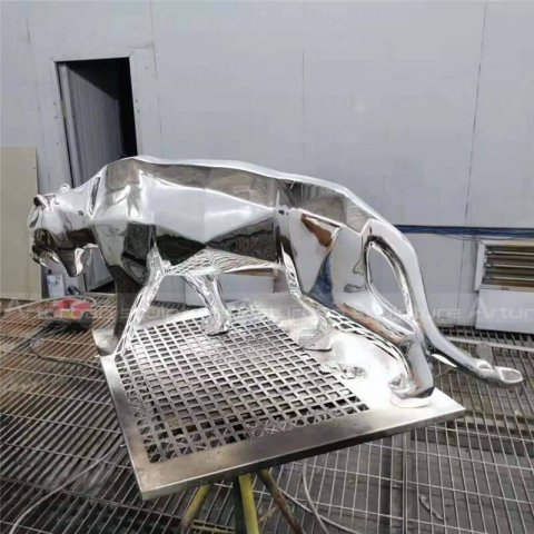 Silver Leopard Statue