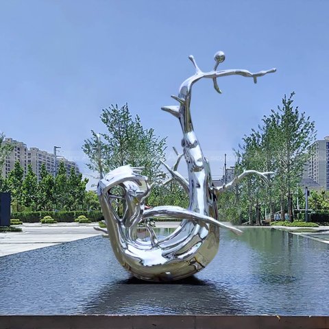 Abstract Yard Sculptures