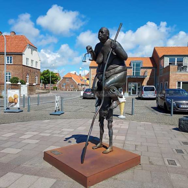 Survival of The Fattest Statue