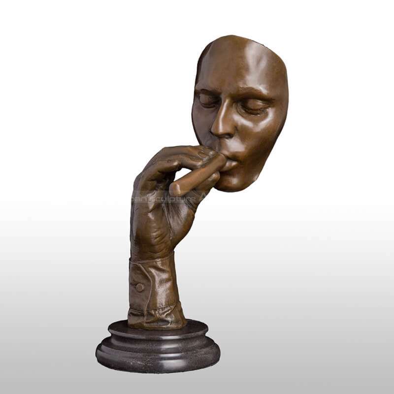 Human Face Statue
