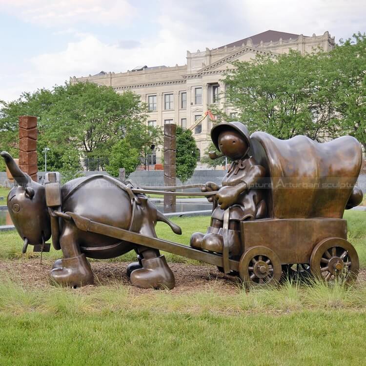 Covered Wagon Statue