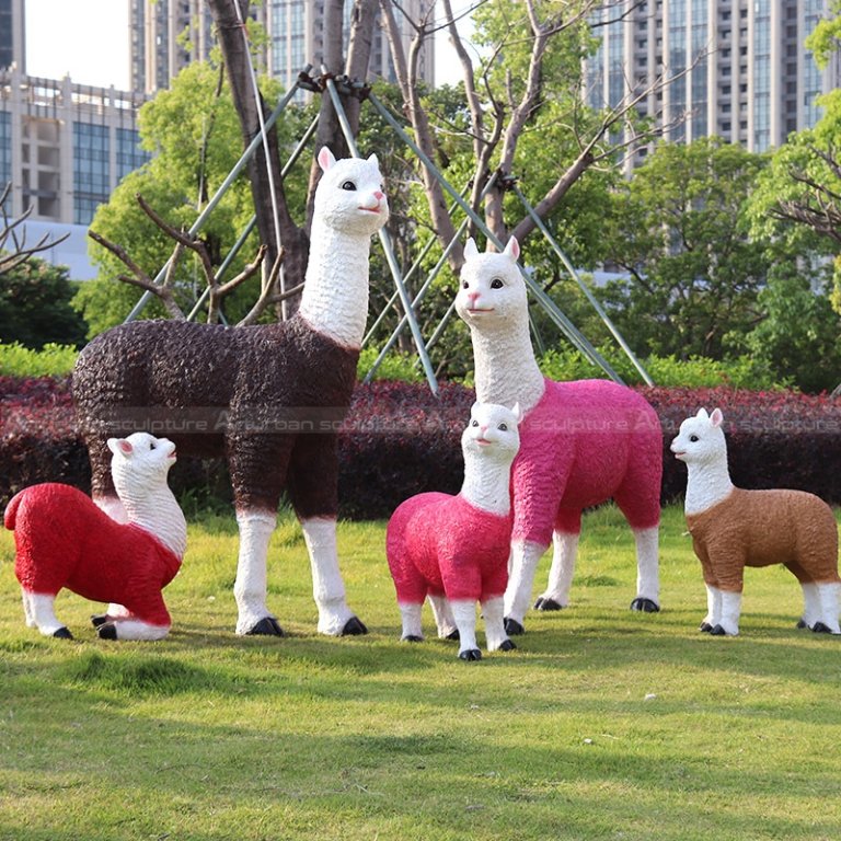 Alpaca Garden Statue