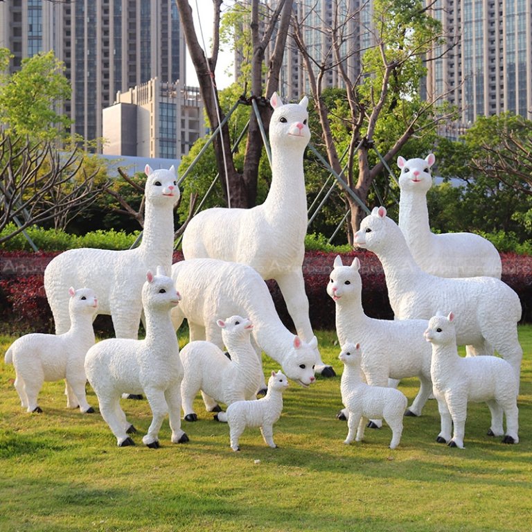 Alpaca Garden Statue