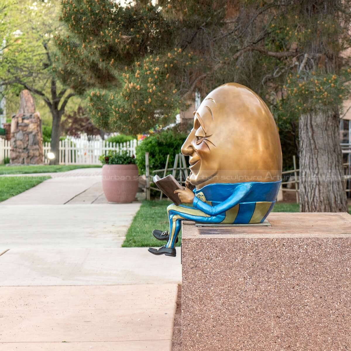 Humpty Dumpty Garden Statue