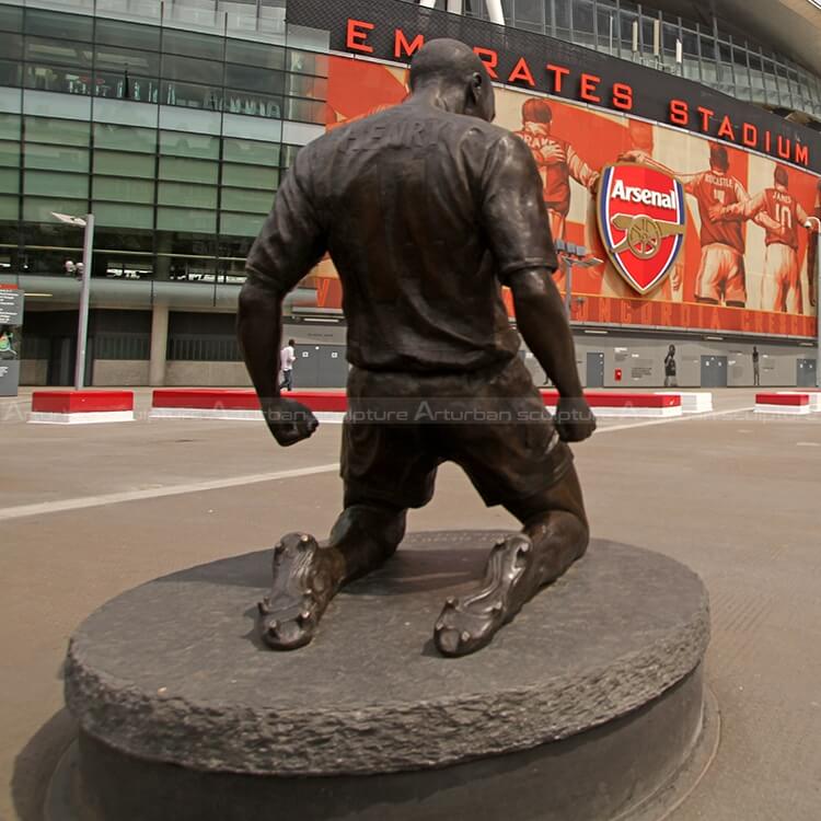 Thierry Henry Sculpture