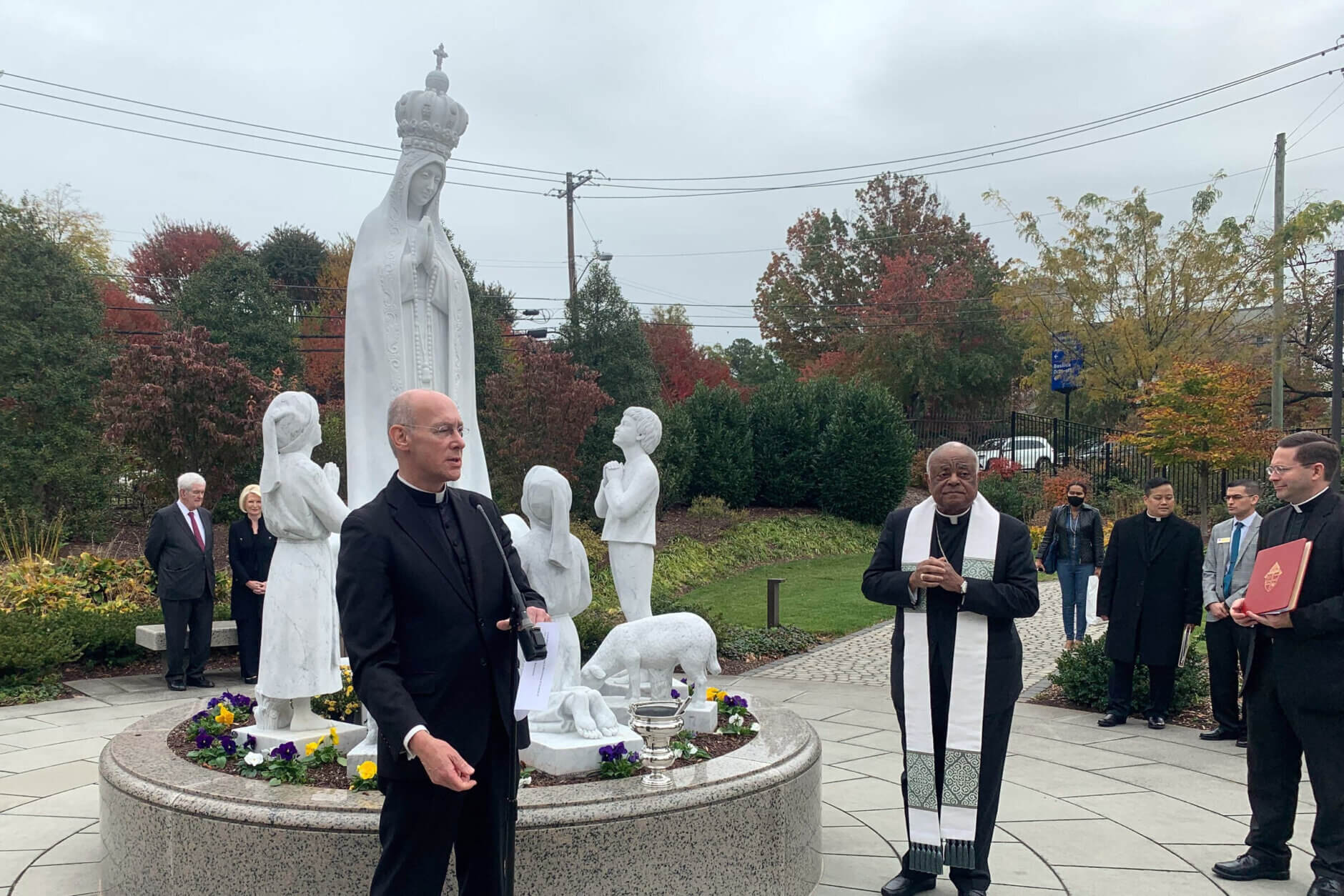 What is the famous catholic statues in the Catholic Church?