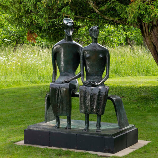 King and Queen Statues