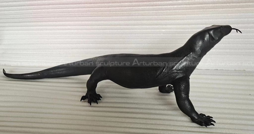 Komodo Dragon Sculpture - Arturban Statue