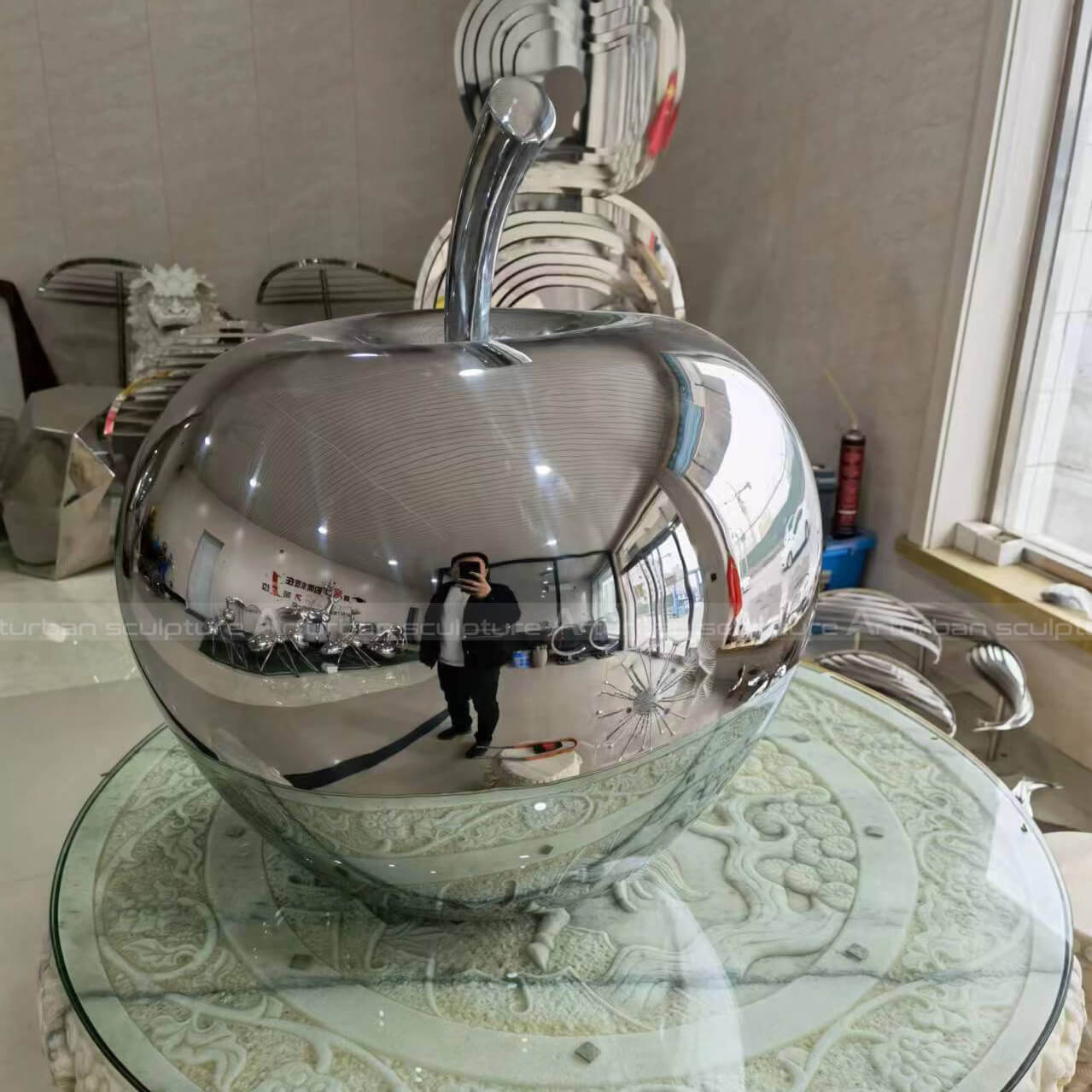stainless steel apple statue