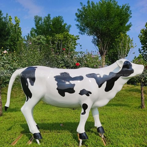 large cow sculpture- Arturban Statue