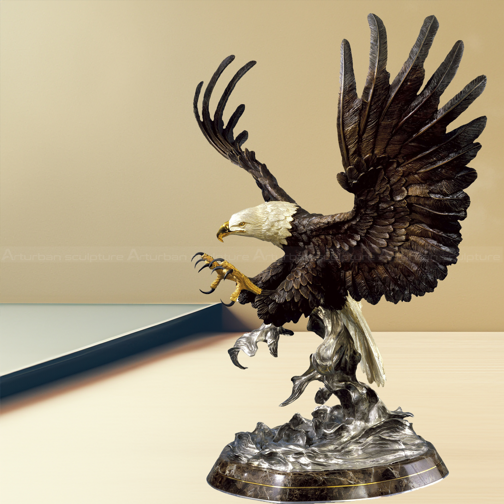 Soaring Eagle Statue - Arturban Statue