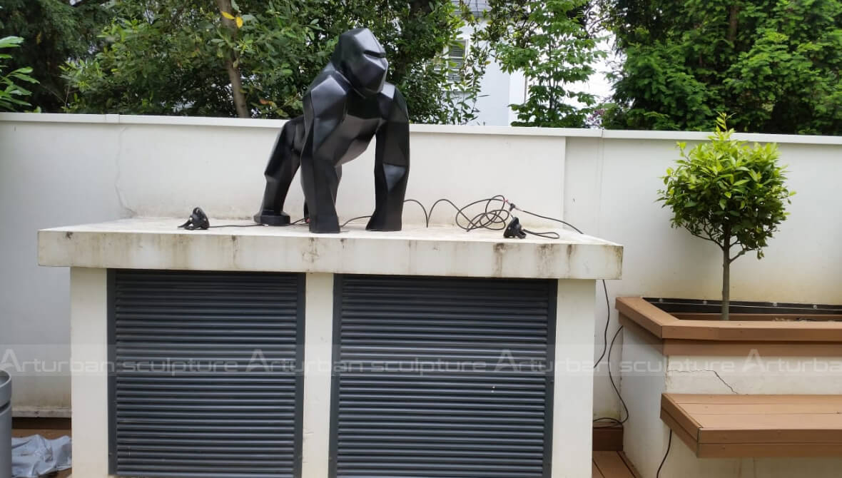 Geometric Gorilla Statue - Arturban Statue