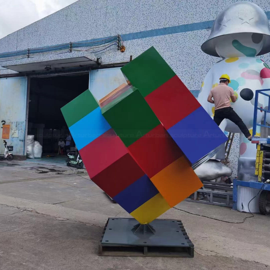 rubik's cube sculpture- Arturban Statue