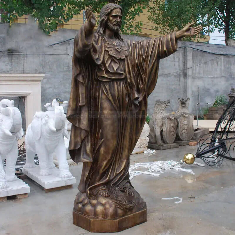 Christ with Open Arms - Arturban Statue