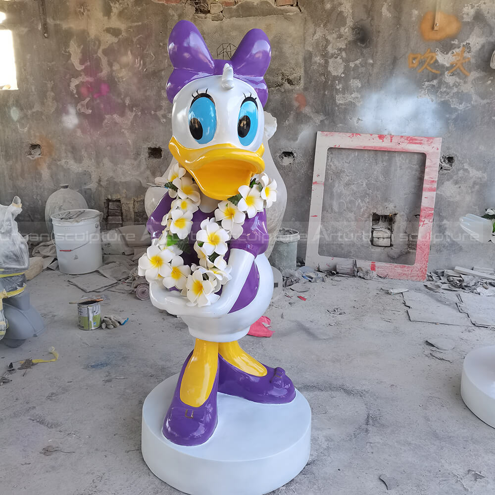 Daisy Duck Statue - Arturban Statue