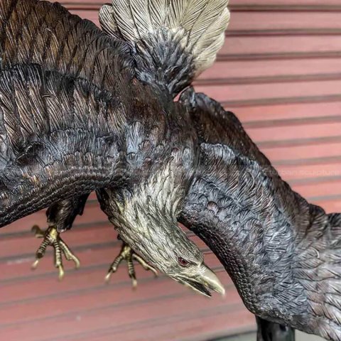 outdoor bald eagle statue - Arturban Statue