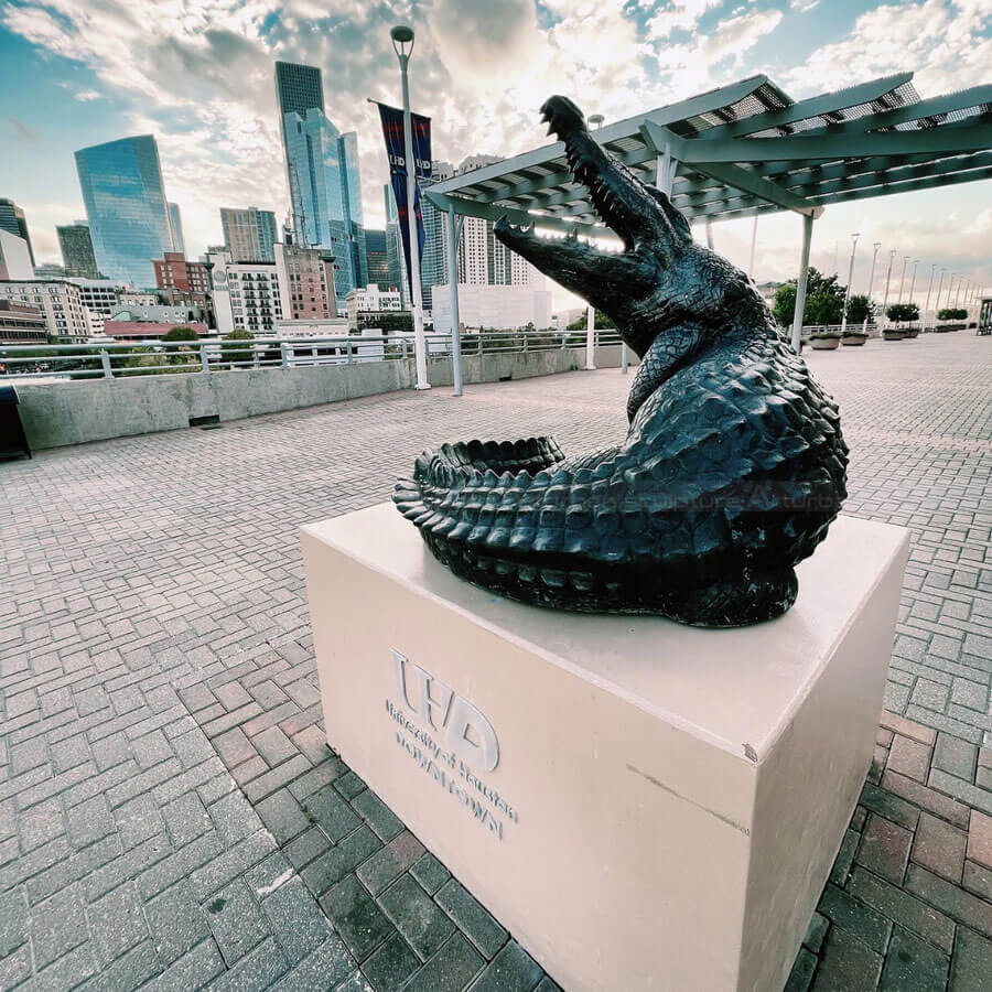 Large Alligator Statue - Arturban Statue